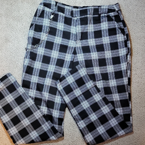 Hot Topic | Pants | Hot Topic Black And White Pants | Poshmark